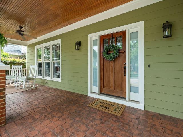 1616 Lakestone Village Lane