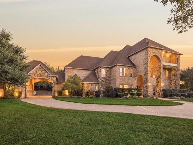 1616 Promontory Dr, Cedar Hill, TX 75104 | MLS #21204