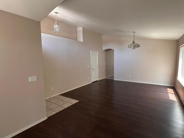 1616 W Kesler Lane