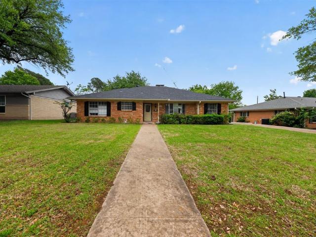 1616 W Shields Drive