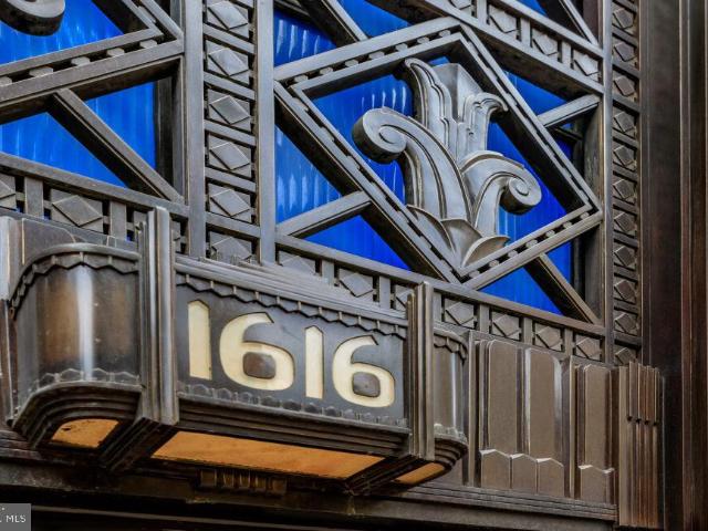 1616 Walnut Street # 1008