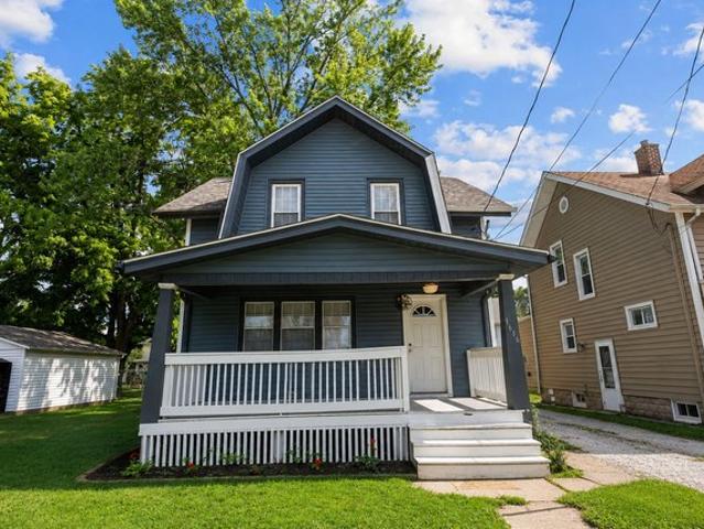 1616 25th Ave, Moline, IL 61265