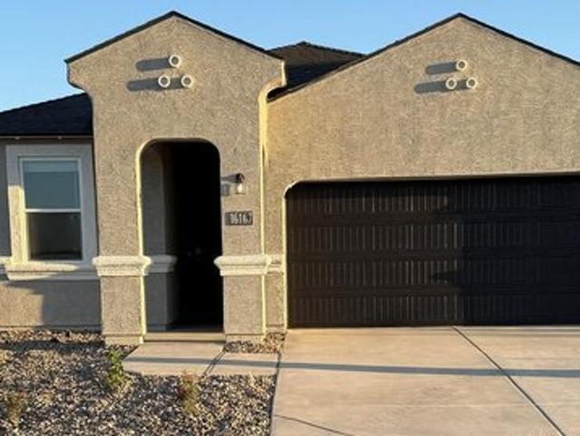 16170 N Catanzaro Dr, Maricopa, AZ 85138