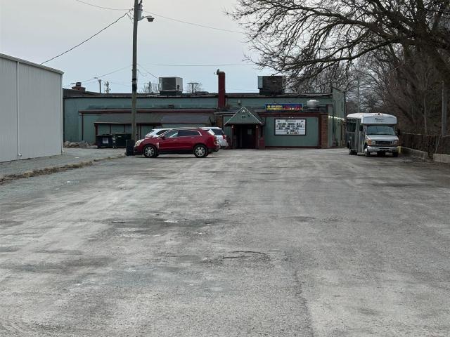 1617 Main Street