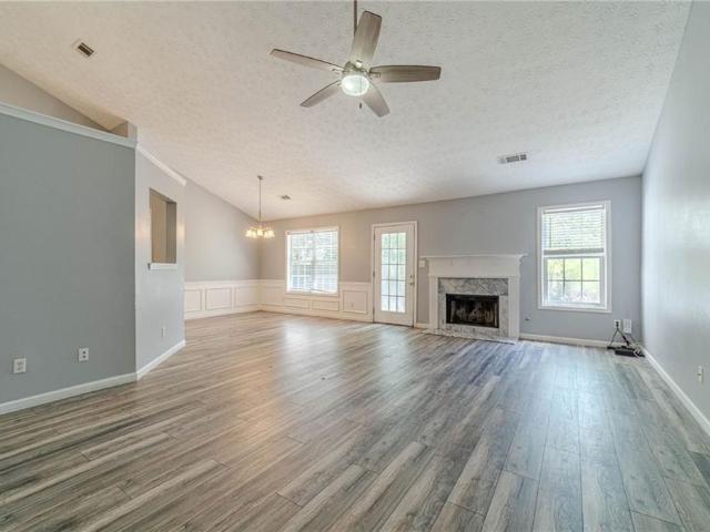 1617 Amhearst Walk Road