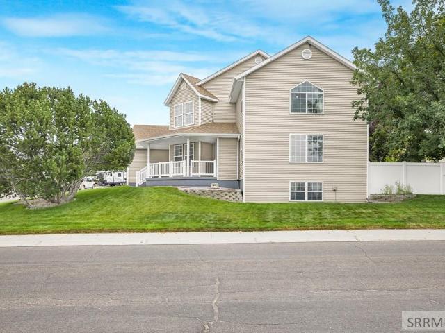 1617 Calico Cir, Pocatello, ID 83201 | MLS #2182 | Compass