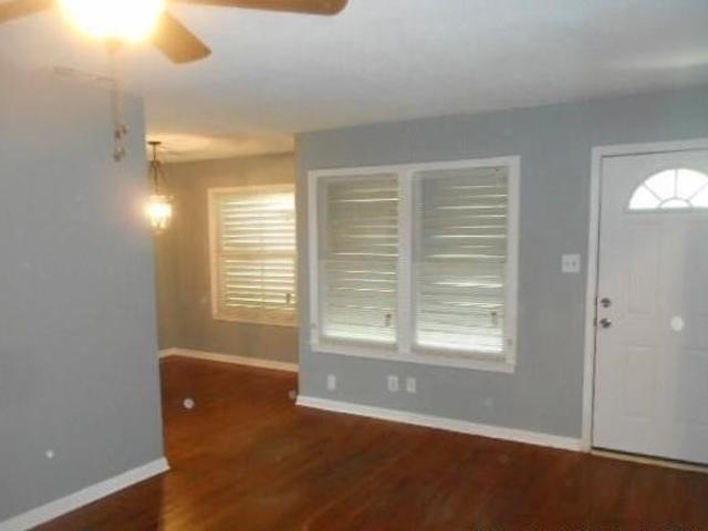 1617 Cambridge Dr, Corpus Christi, TX 78415 | MLS #462199 | Compass