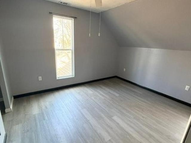 1617 College Ave, Des Moines, IA 50314
