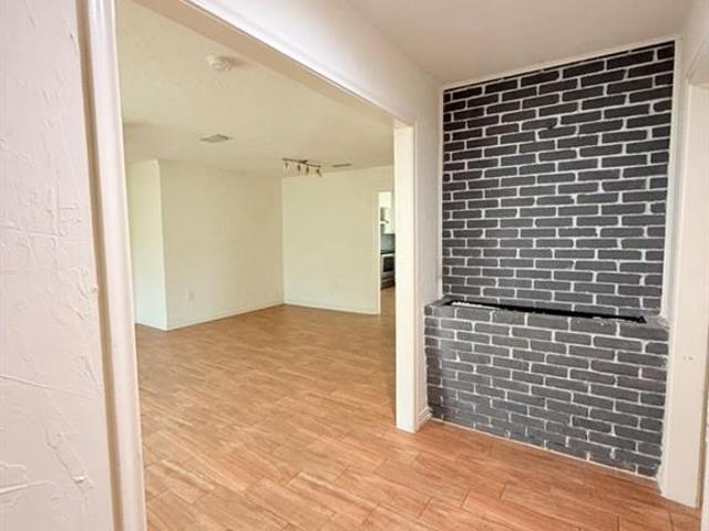 1617 Dakota Drive