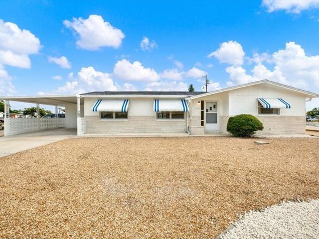 1617 Derrick St, Holiday, FL 34690