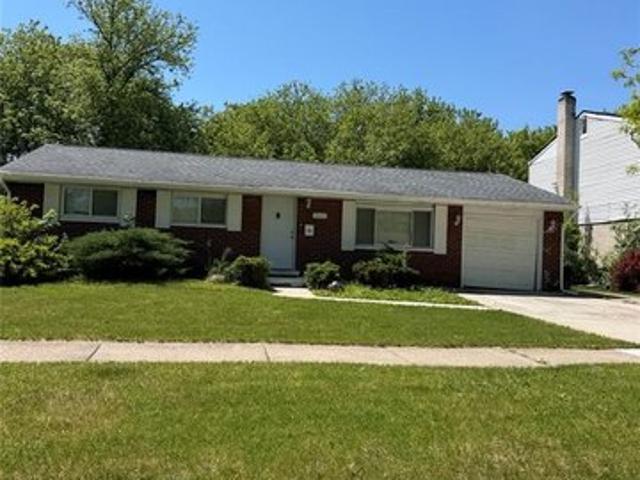 1617 Dillon St, Saginaw, MI 48601