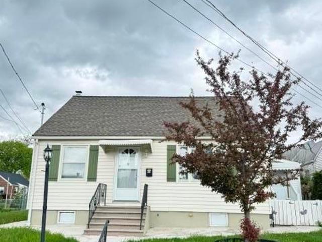 1617 E Cambridge St, Allentown, PA 18109 | MLS #776107 | Compass