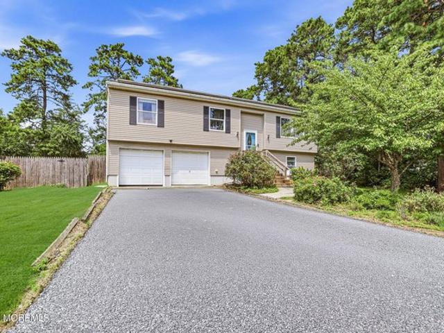 1617 Eighth Ave, Toms River, NJ 08757