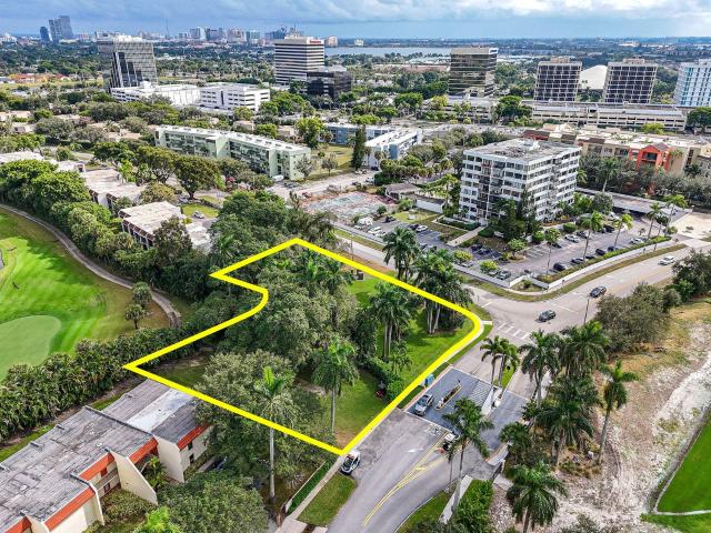 1617 Embassy Drive, West Palm Beach, FL