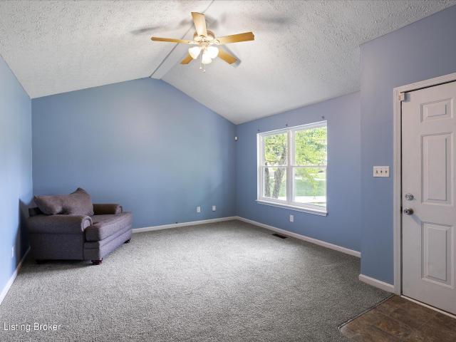 1617 Hopkins Ct