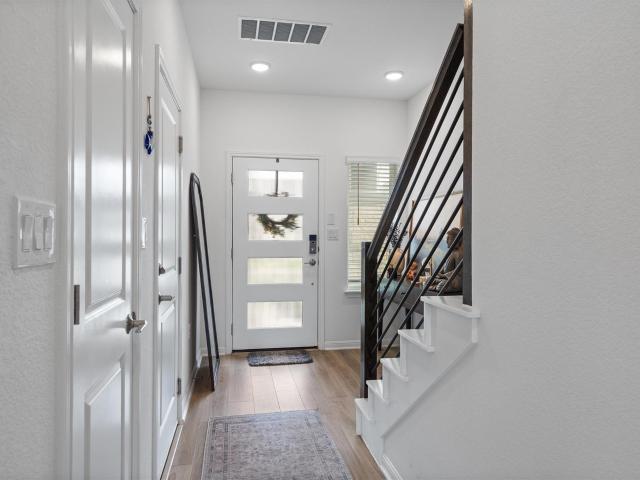 1617 Purple Martin Dr