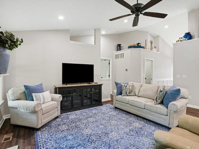 1617 Ravine Trail