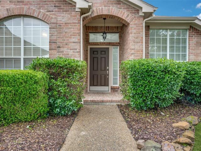 1617 Redwood Drive