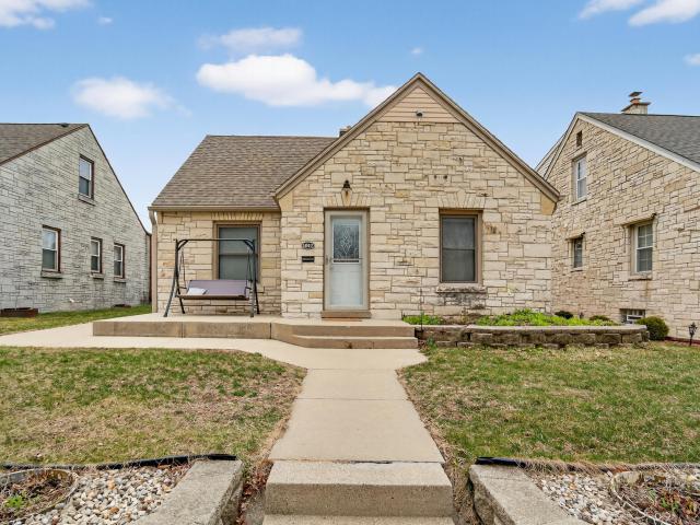 1617 S 52nd St