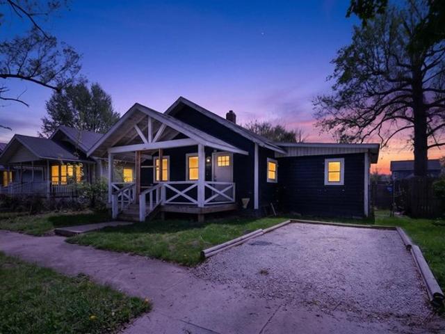 1617 W 3rd St, Marion, IN 46952