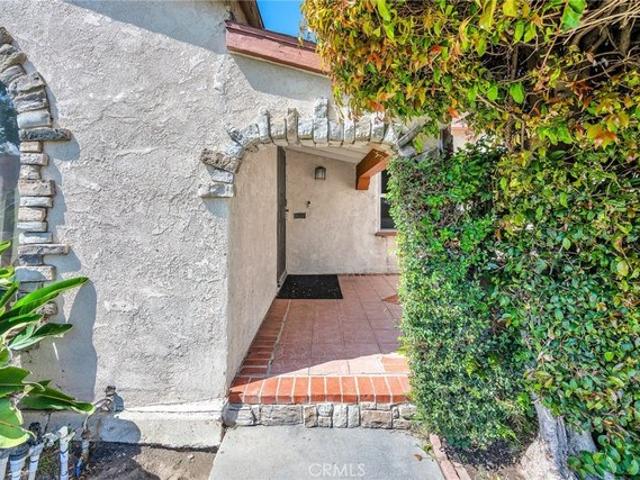 1617 W 80th St, Los Angeles, CA 90047