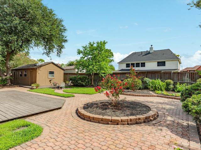 1617 White Wing Circle