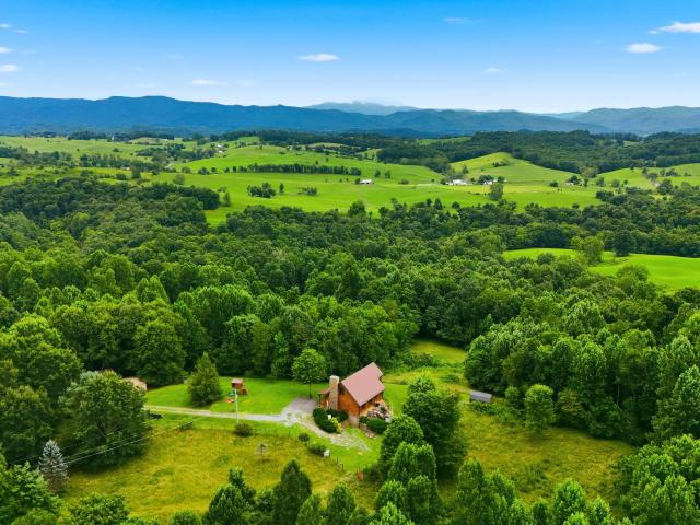 16183 Pocahontas Trail
