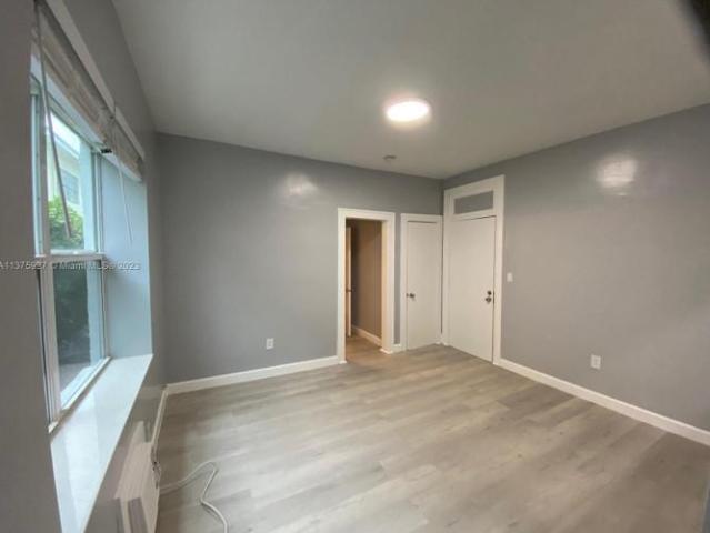 1618 Michigan Ave #4, Miami Beach, FL 33139