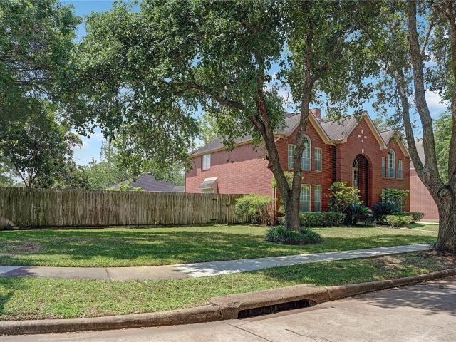 1618 Nails Creek Dr, Sugar Land, TX 77478 | MLS #97898 | Compass