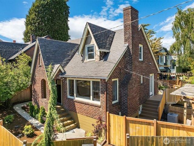 1618 NE 80th St, Seattle, WA 98115