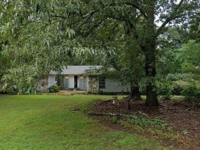 1618 Adrian Dr, Riverdale, GA 30296