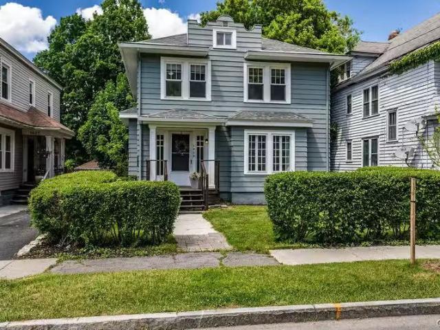 1618 BELLEVUE AVE, SYRACUSE, NY 13204 Single Family Residence.