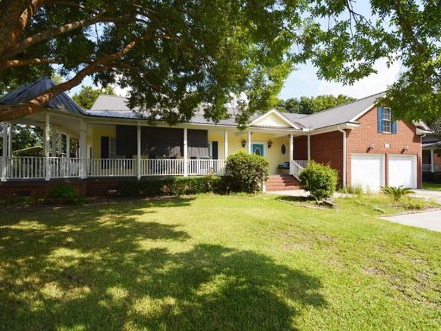1618 Cedar Ave, Moncks Corner, SC 29461