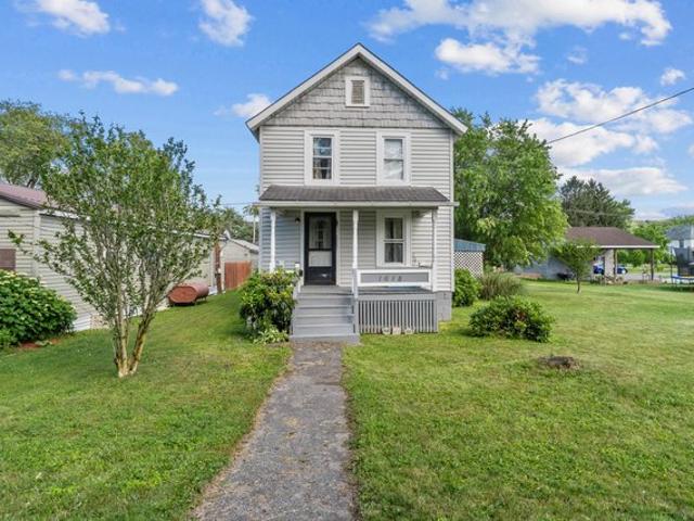 1618 Clarendon Ave, Hyde, PA 16843