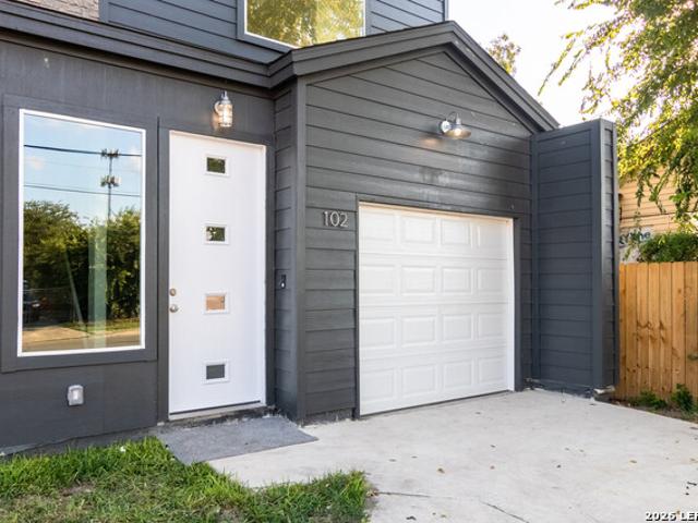 1618 Dakota, Unit 102