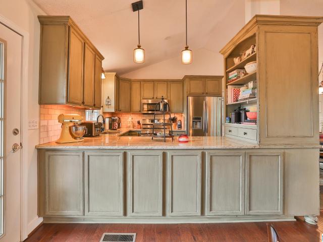 1618 Pine Harbor Road