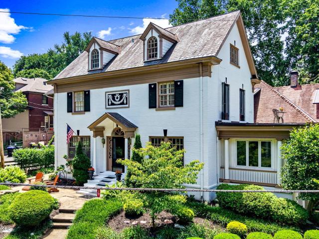 1618 Spring Dr