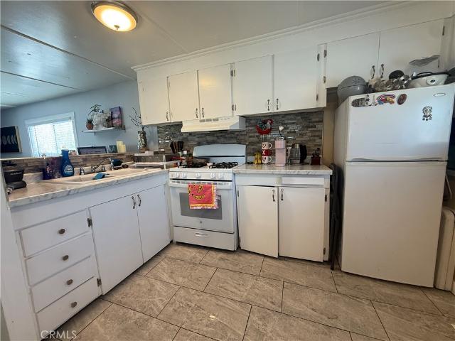 1618 W 132nd St, Unit 17, Gardena, CA 90249 | MLS #DW26019