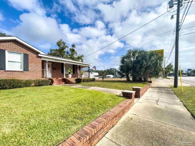 1618 W Garden St, Pensacola, FL 32502 | MLS #678953 | Compass