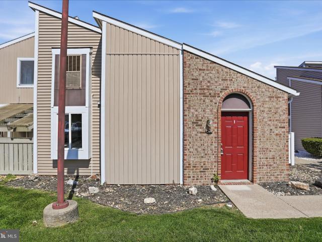 1618 Woodlands Run, Unit 1618, Hagerstown, MD 21742 | MLS #MDWA2035 | Compass