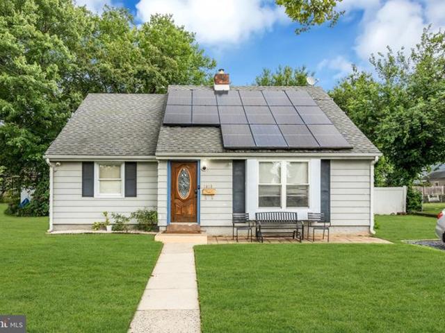 1618 43rd St, Pennsauken, NJ 08110