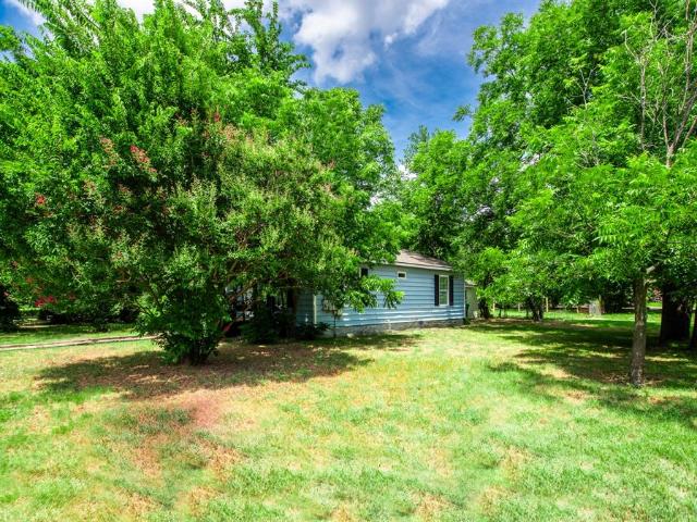 1619 McCormick St, Denton, TX 76205 | MLS #21154 | Compass
