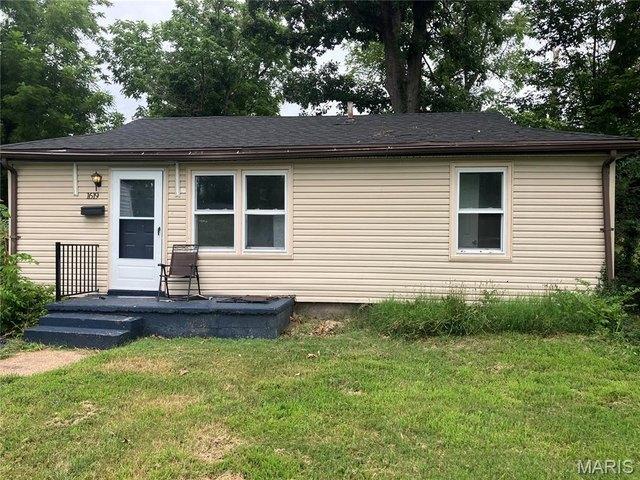 1619 Bradford Ave, Pagedale, MO 63133