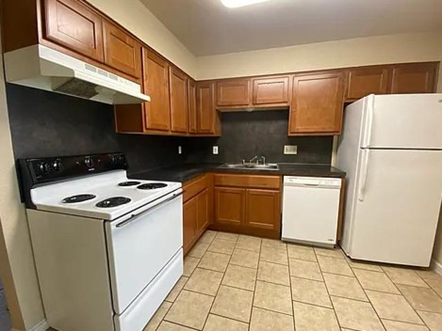1619 Cloverdale Court