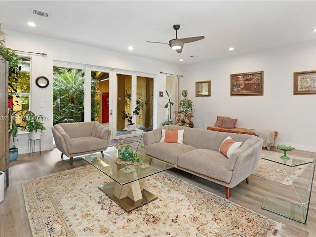 1619 Harrison St, Hollywood, FL 33020 | MLS #A11966 | Compass