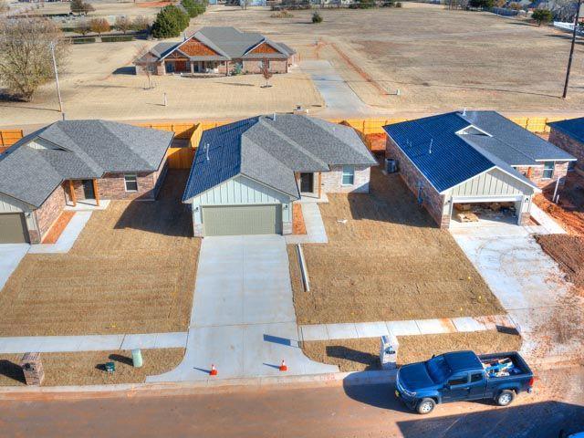 1619 Highland Loop
