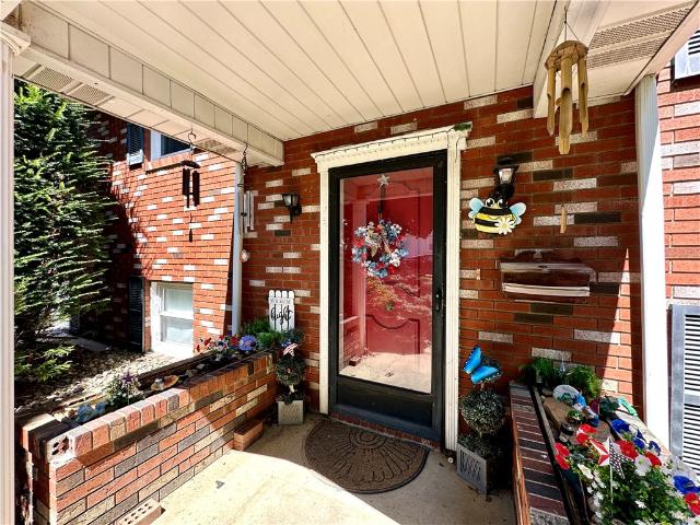 1619 Stanton Ave