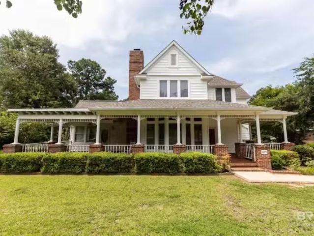 1619 SILVER CREEK CT, SARALAND, AL 36571