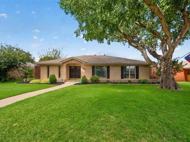 1619 University Dr, Richardson, TX 75081