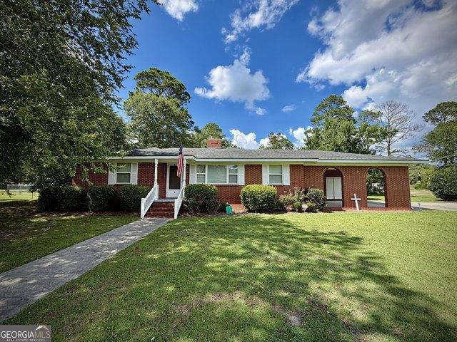 1619 Woodrow Ave, Dublin, GA 31021
